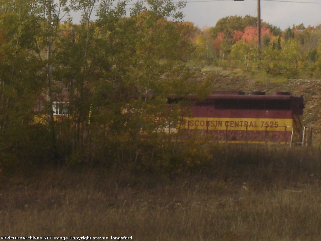 WC engine # 7525 sitting in the yard